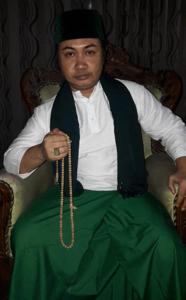 Mengenal Syekh Rahmat Hidayatullah Membantu Sesama Manusia Tanpa Pamrih - Menara Madinah