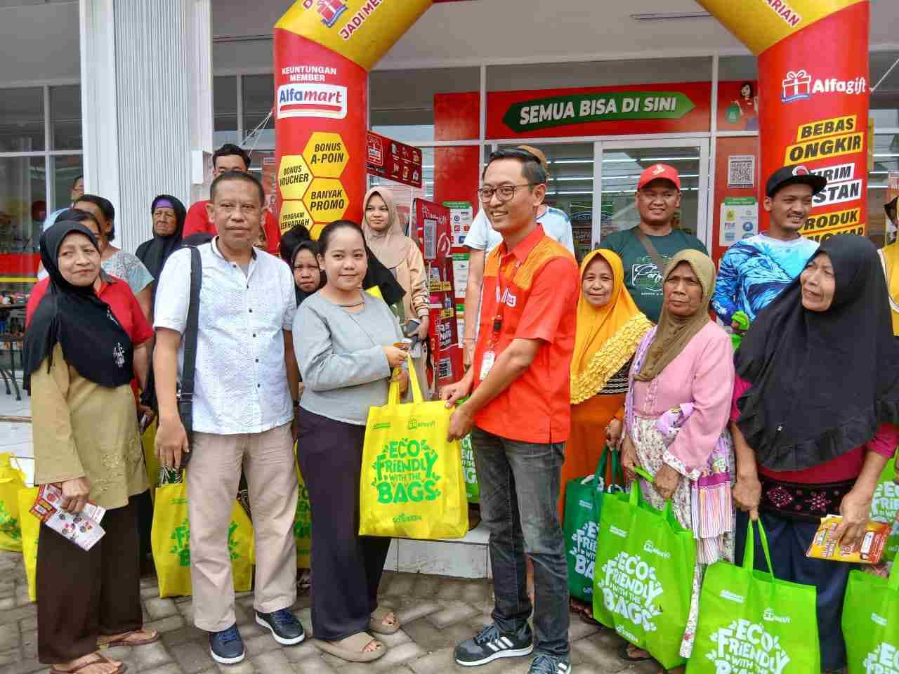 Mengenal Iwan Lukminto, Bos Sritex yang Diciduk Kejagung - Menara Madinah